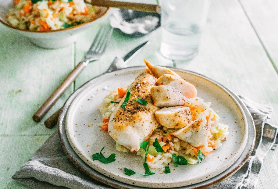Gedämpftes Hähnchen mit Krautsalat | Simply-Cookit