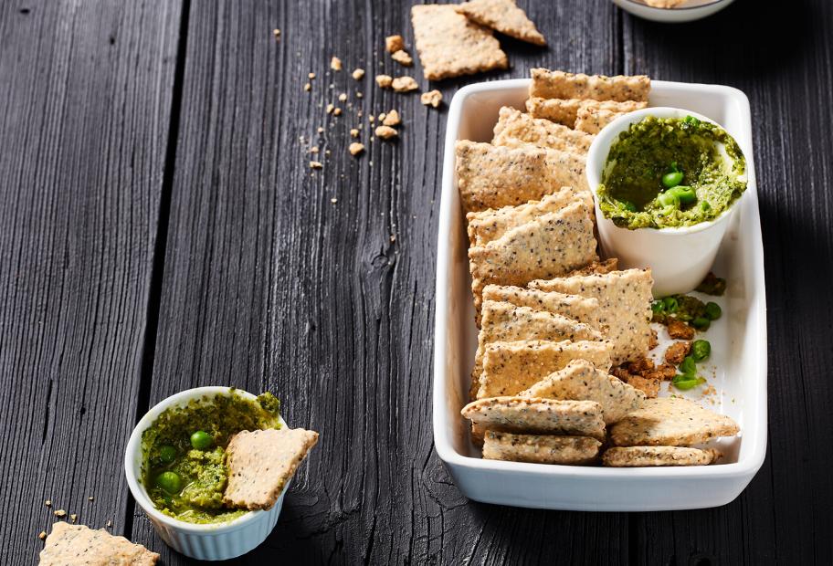 Quinoa Cracker mit Hummus | Simply-Cookit