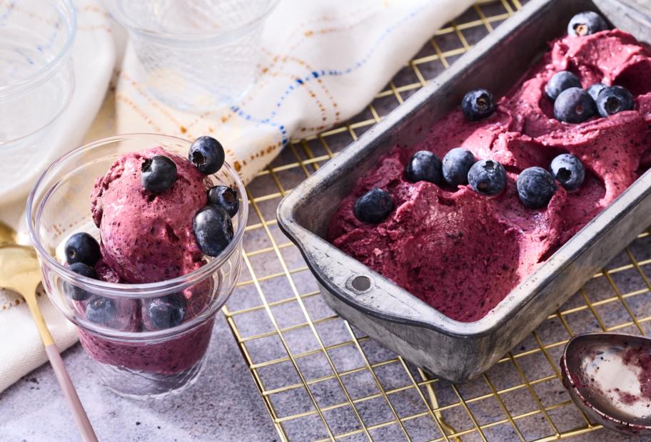 Blaubeer Joghurt Nicecream aus 4 Zutaten | Simply Cookit